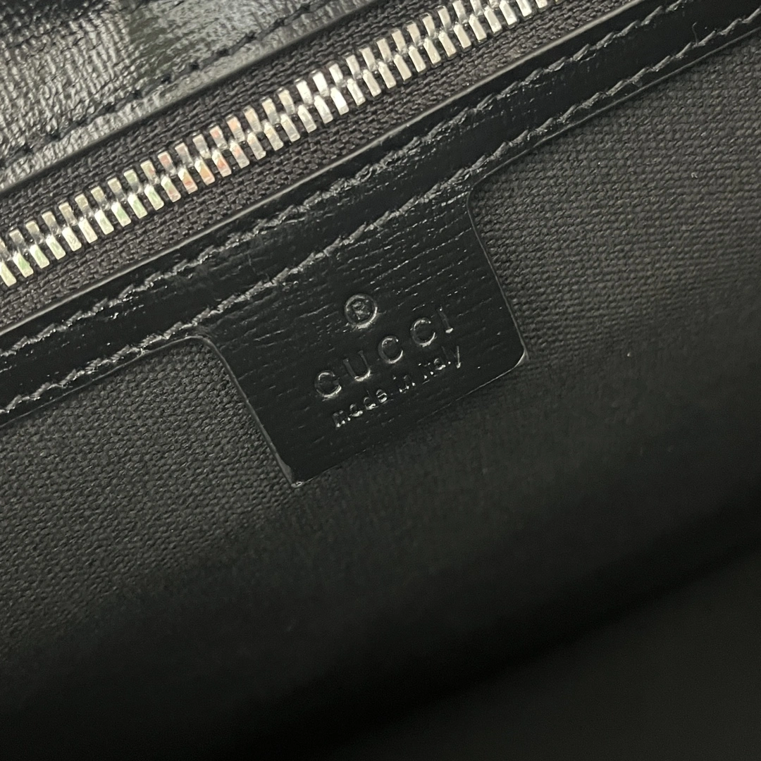Budget-friendly Gucci Shopping Bags