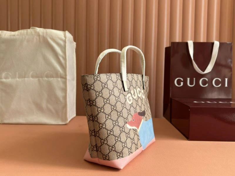 Accurate model Gucci Shopping Bags
