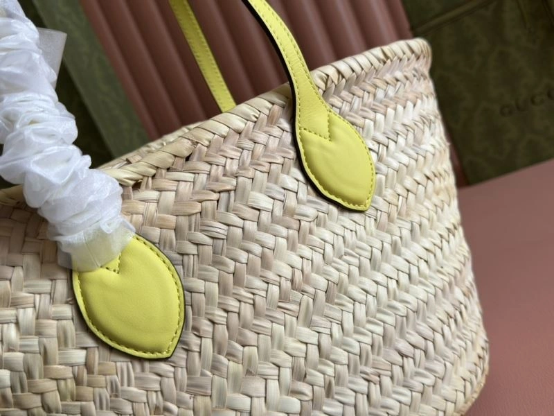 Low-cost Gucci Shopping Bags