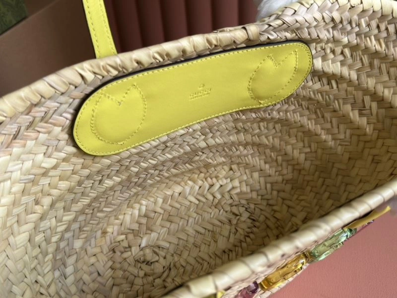 Low-cost Gucci Shopping Bags