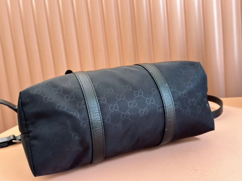 Value-priced Gucci Shopping Bags
