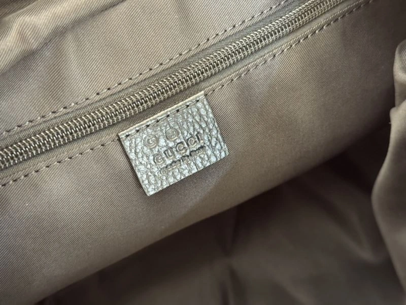 Value-priced Gucci Shopping Bags