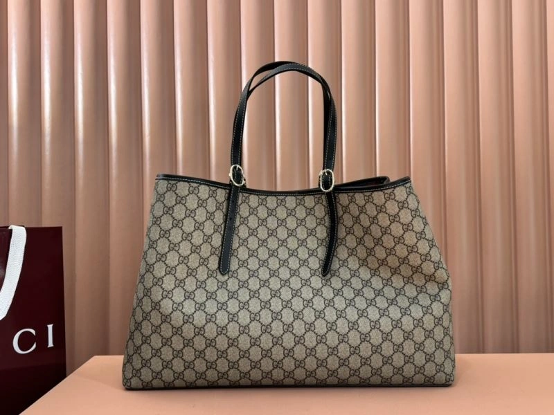 Accurate model Gucci Shopping Bags