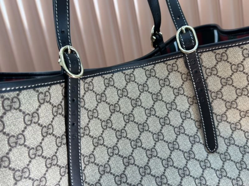 Accurate model Gucci Shopping Bags