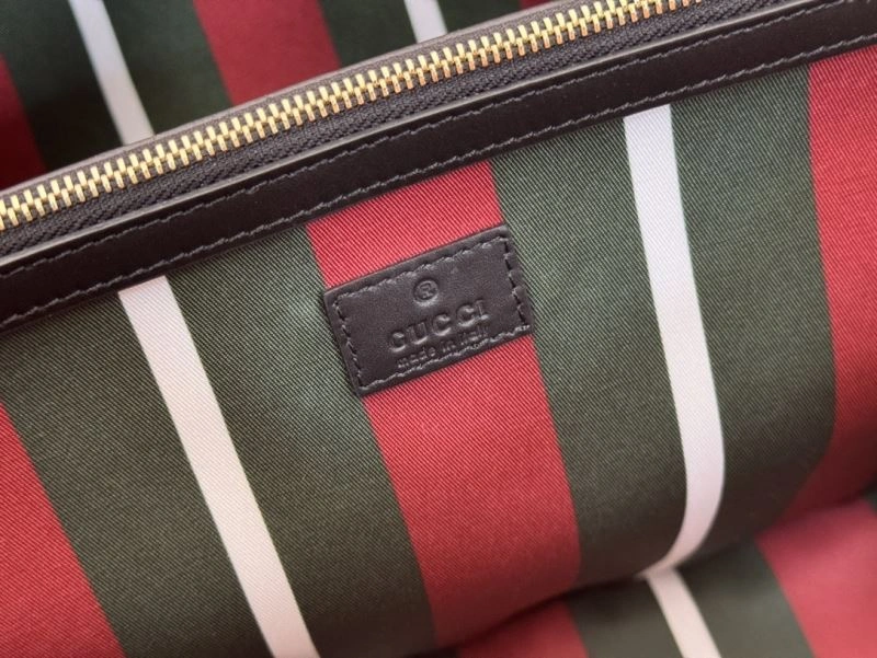 Accurate model Gucci Shopping Bags
