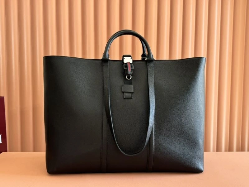 Gucci Shopping Bags
