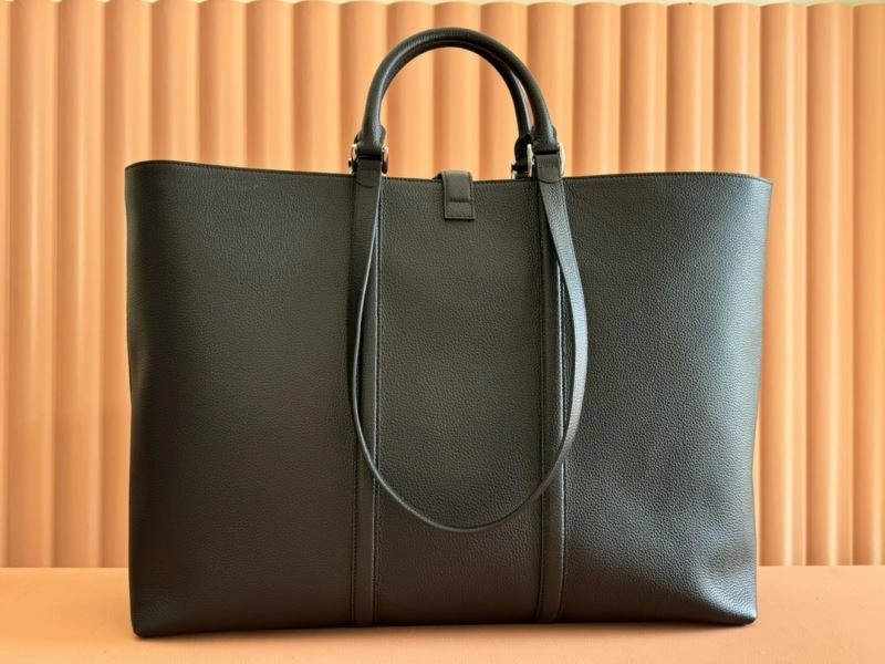 Inexpensive Gucci Shopping Bags
