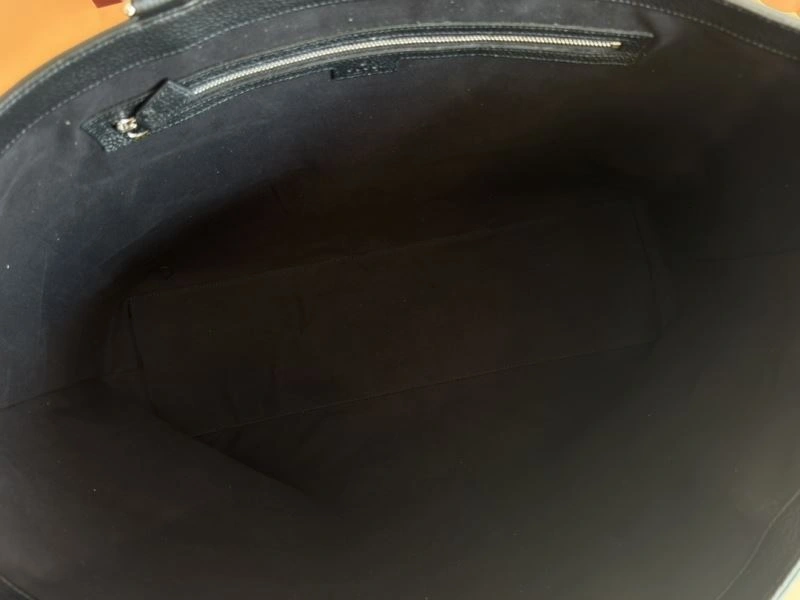 Inexpensive Gucci Shopping Bags