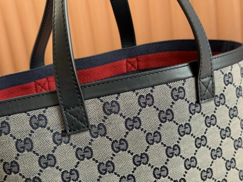 Low-cost Gucci Shopping Bags