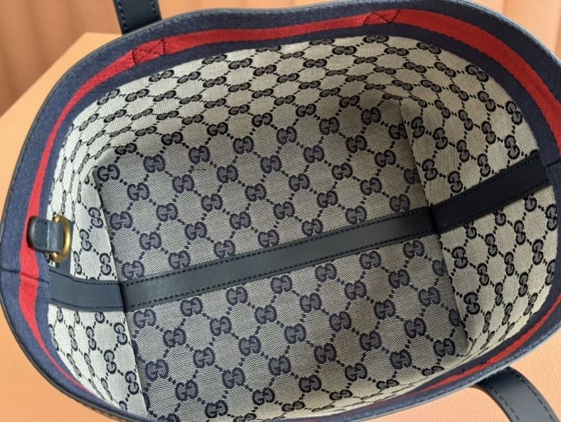 Low-cost Gucci Shopping Bags