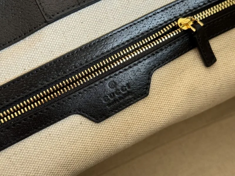 Indistinguishable Gucci Shopping Bags
