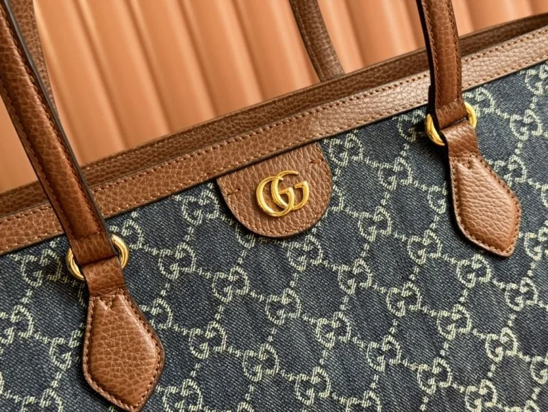 Authentic Gucci Shopping Bags