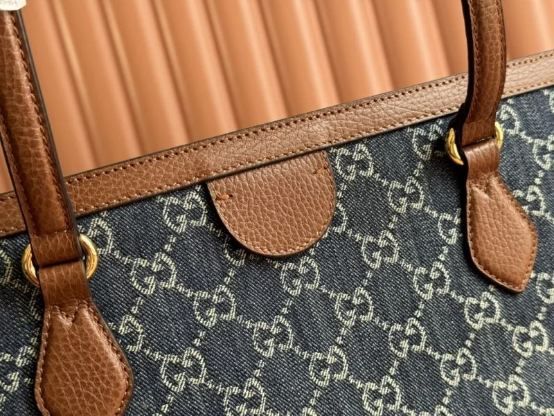 Authentic Gucci Shopping Bags