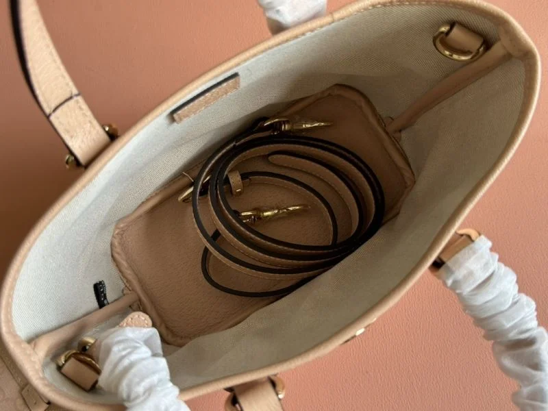 Reasonably priced Gucci Shopping Bags