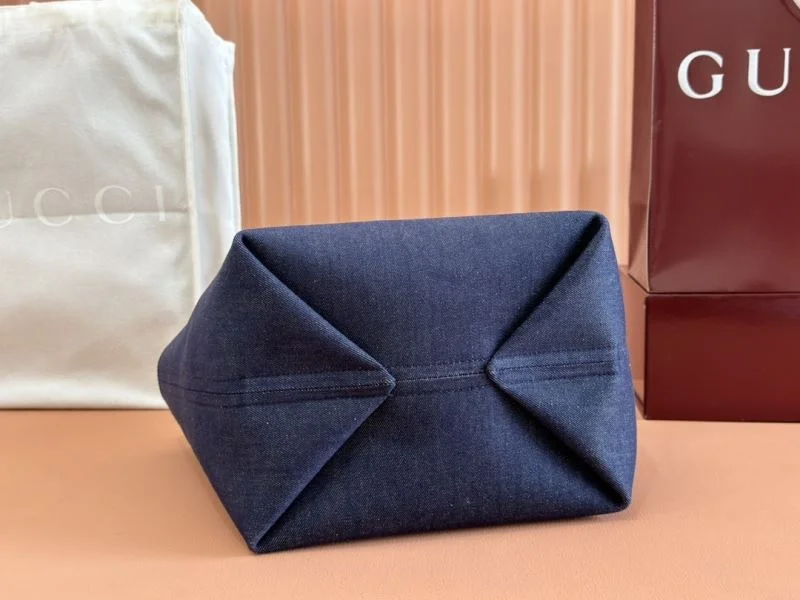 Top match Gucci Shopping Bags