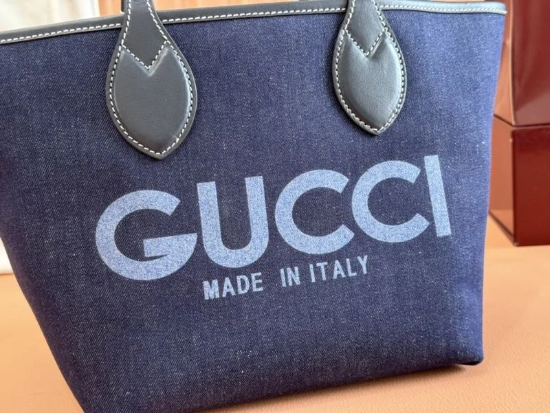 Top match Gucci Shopping Bags