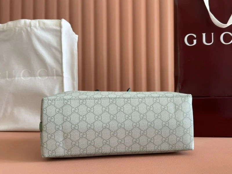 Reasonably priced Gucci Shopping Bags