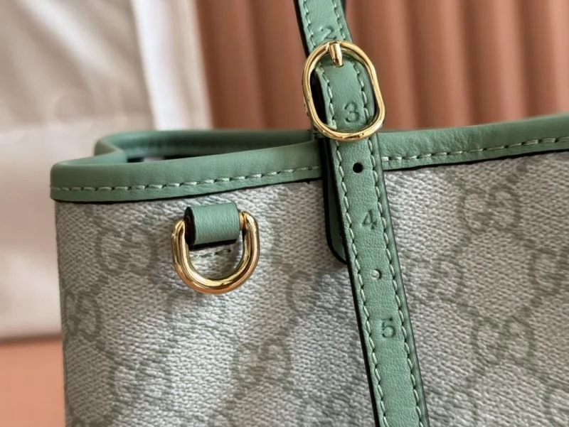 Reasonably priced Gucci Shopping Bags