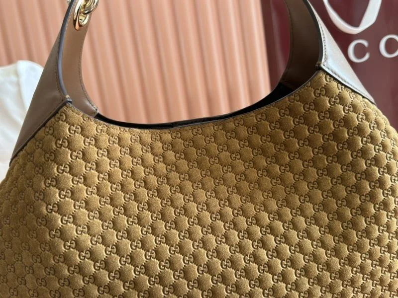 Brand-authenticated Gucci Shopping Bags