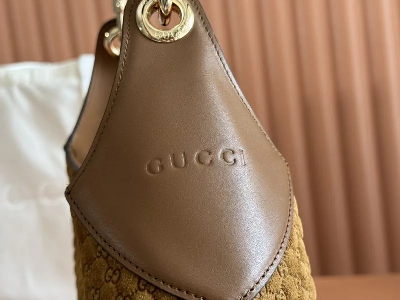 Brand-authenticated Gucci Shopping Bags
