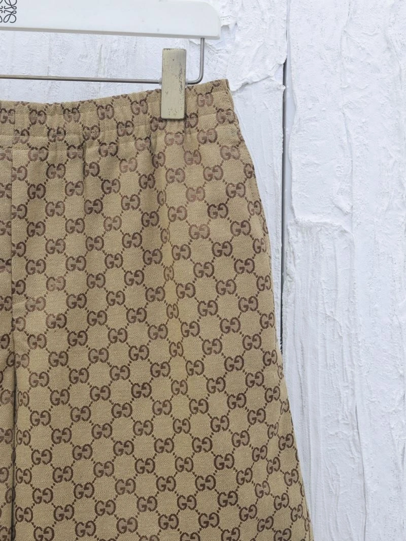 Accurate model Gucci Short Pants
