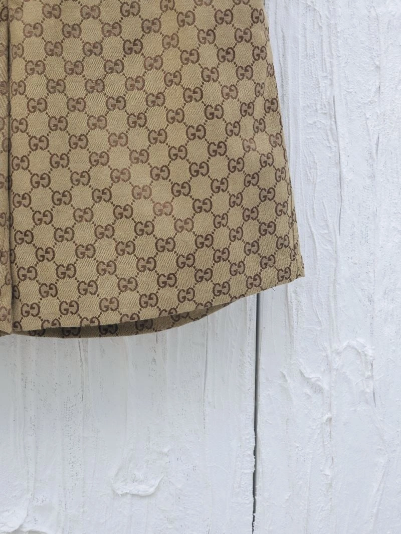 Accurate model Gucci Short Pants