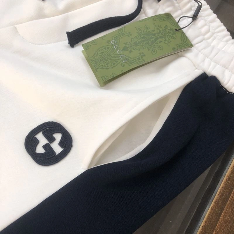 Top mirror Gucci Short Pants