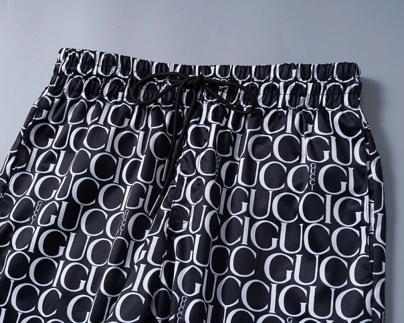 Brand-authenticated Gucci Short Pants