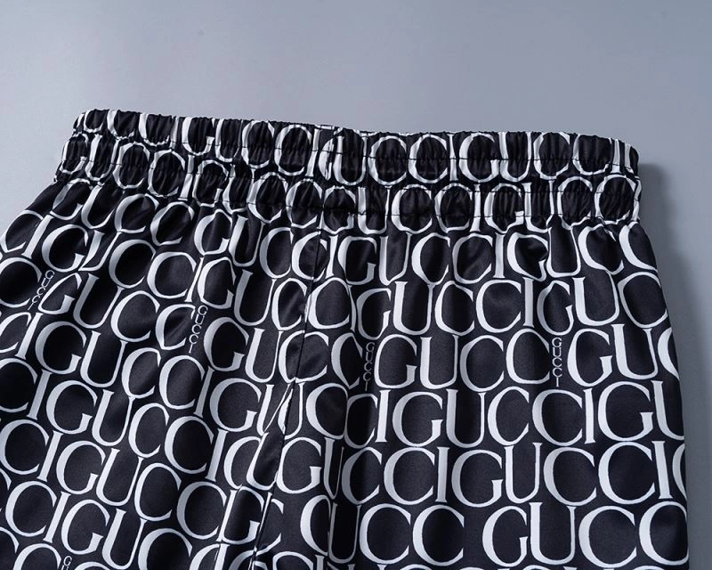 Brand-authenticated Gucci Short Pants