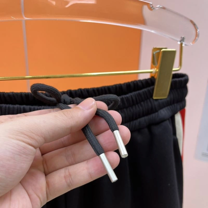 Brand-authenticated Gucci Short Pants