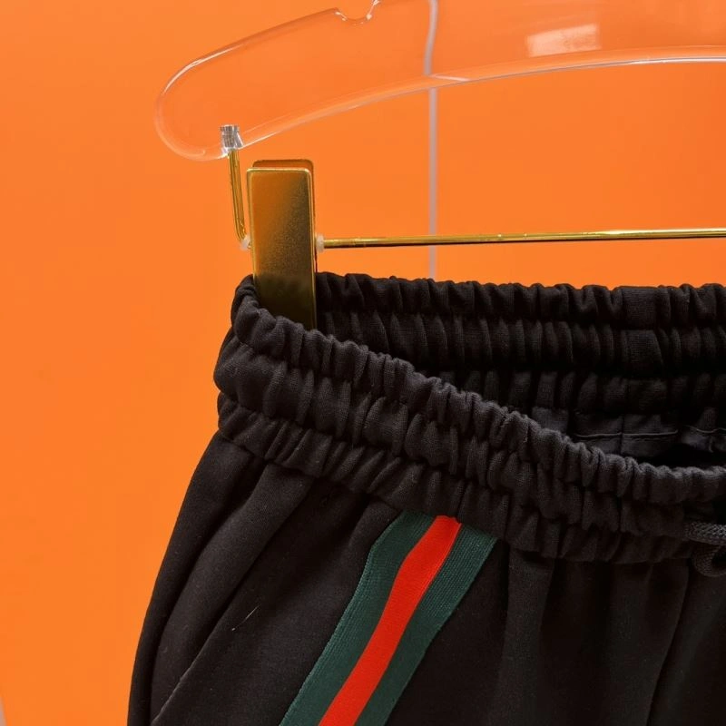 Brand-authenticated Gucci Short Pants