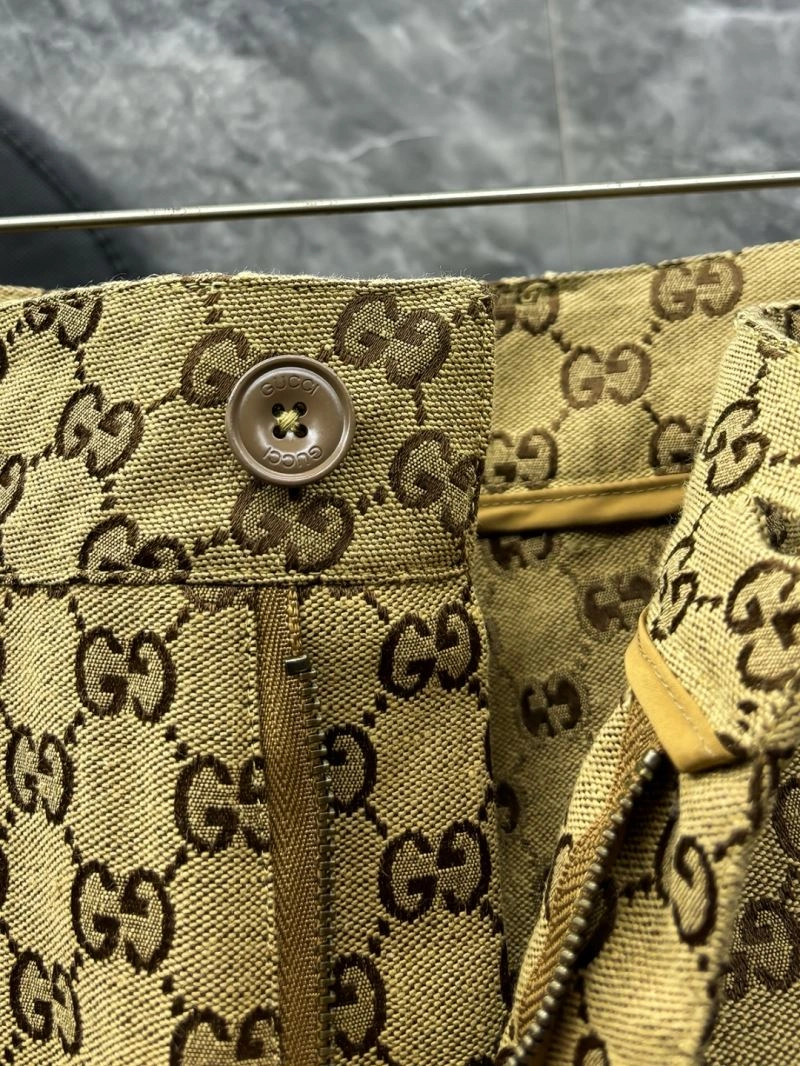 Inexpensive Gucci Short Pants
