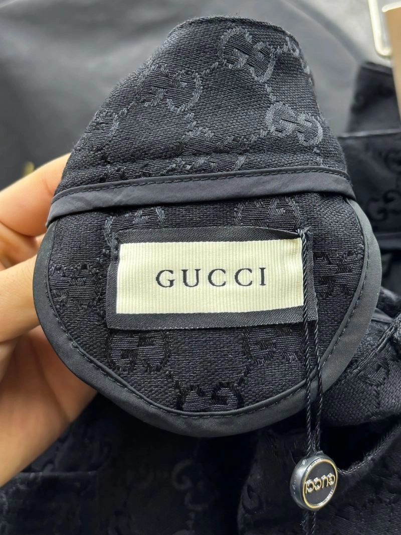 Accurate model Gucci Short Pants