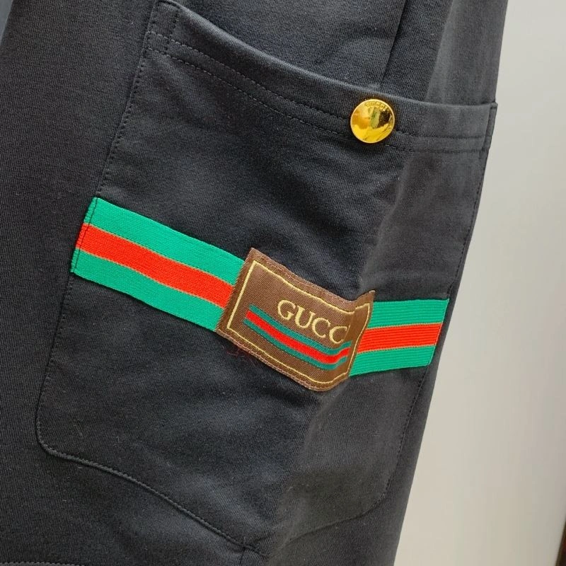 Top mirror Gucci Short Pants