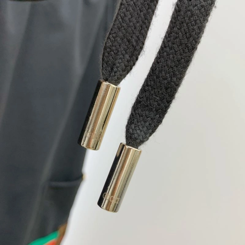 Top mirror Gucci Short Pants