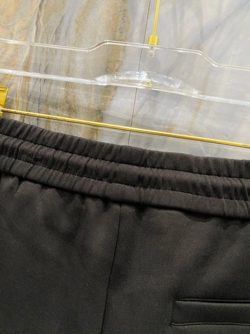 Indistinguishable Gucci Short Pants