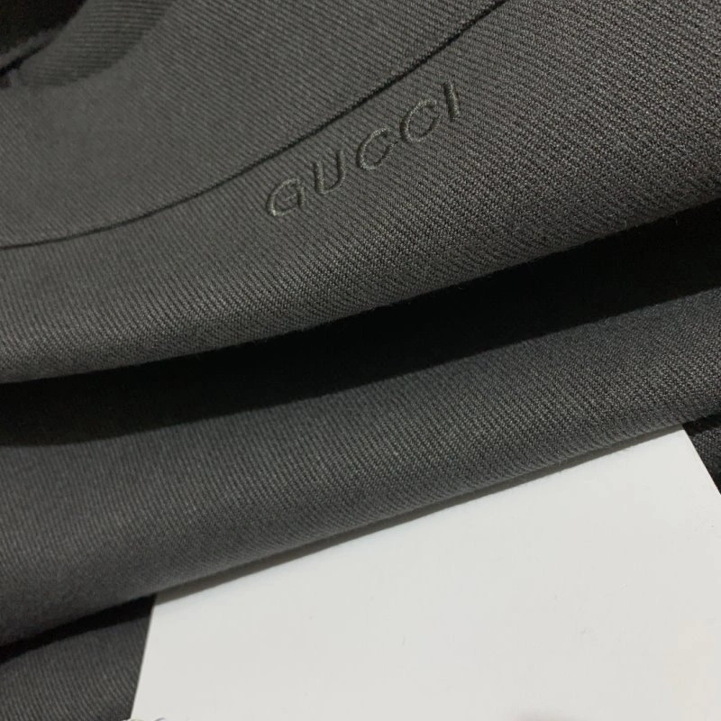 Official Gucci Short Pants