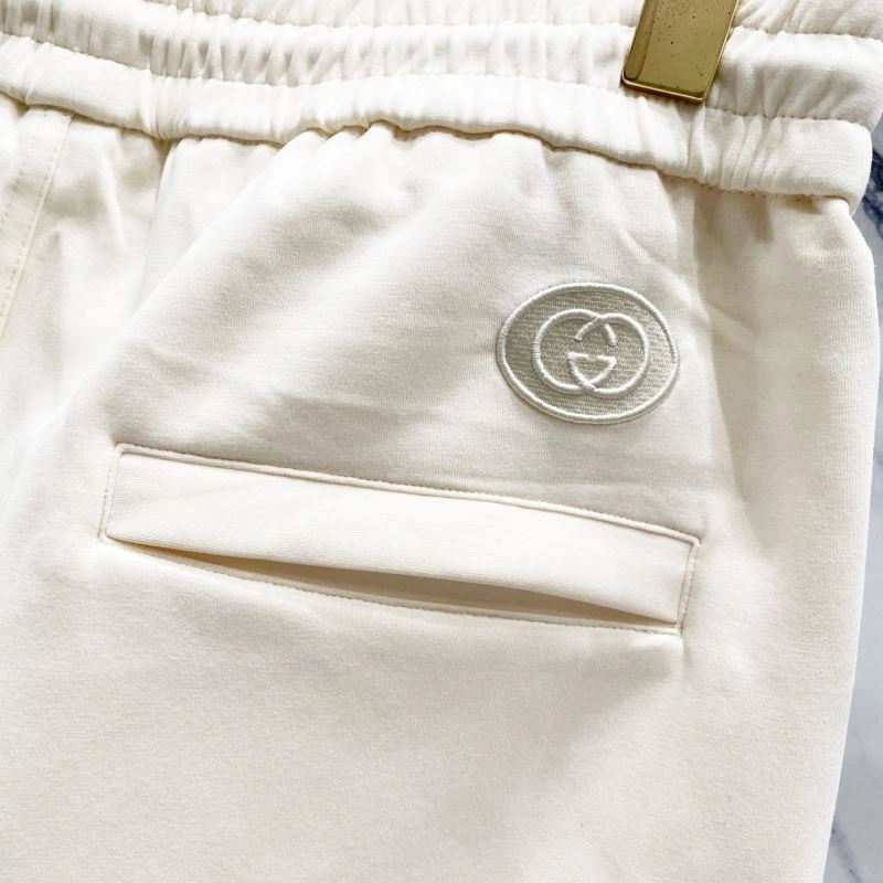 Top match Gucci Short Pants
