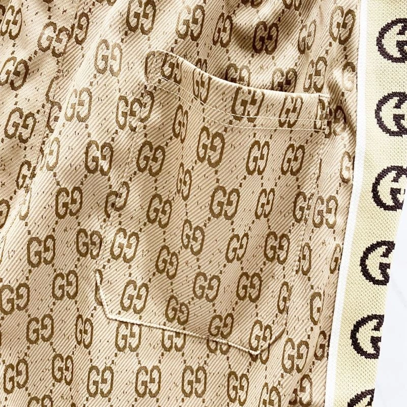 Top match Gucci Short Pants