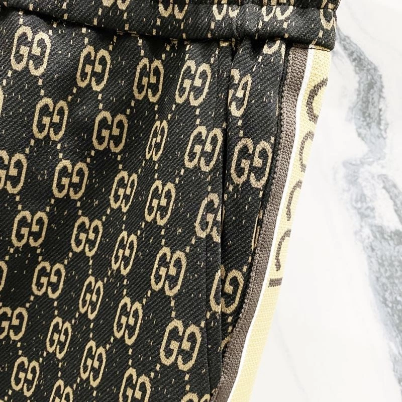 Top mirror Gucci Short Pants