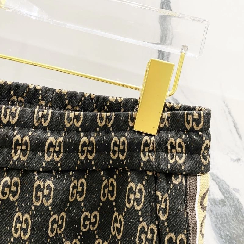 Top mirror Gucci Short Pants