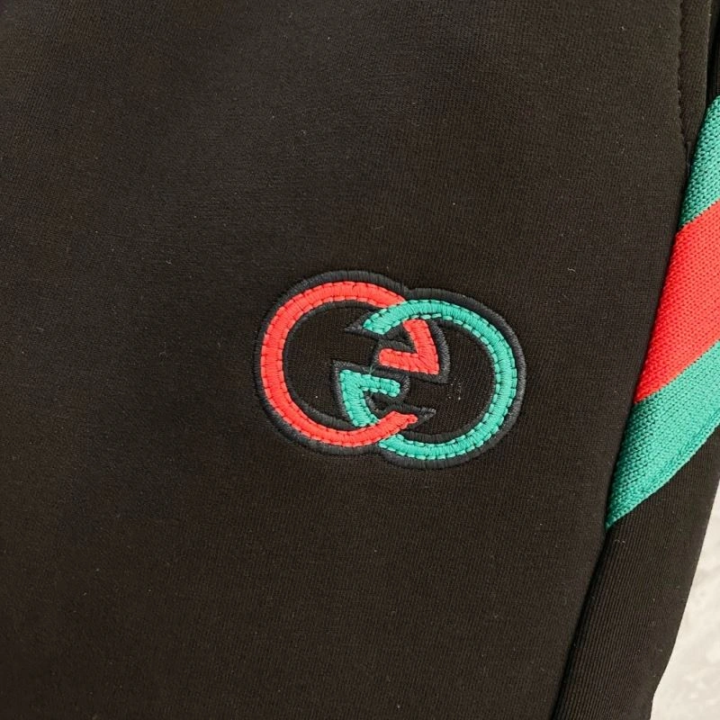 Top mirror Gucci Short Pants