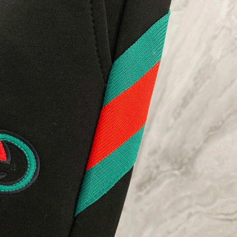 Top mirror Gucci Short Pants
