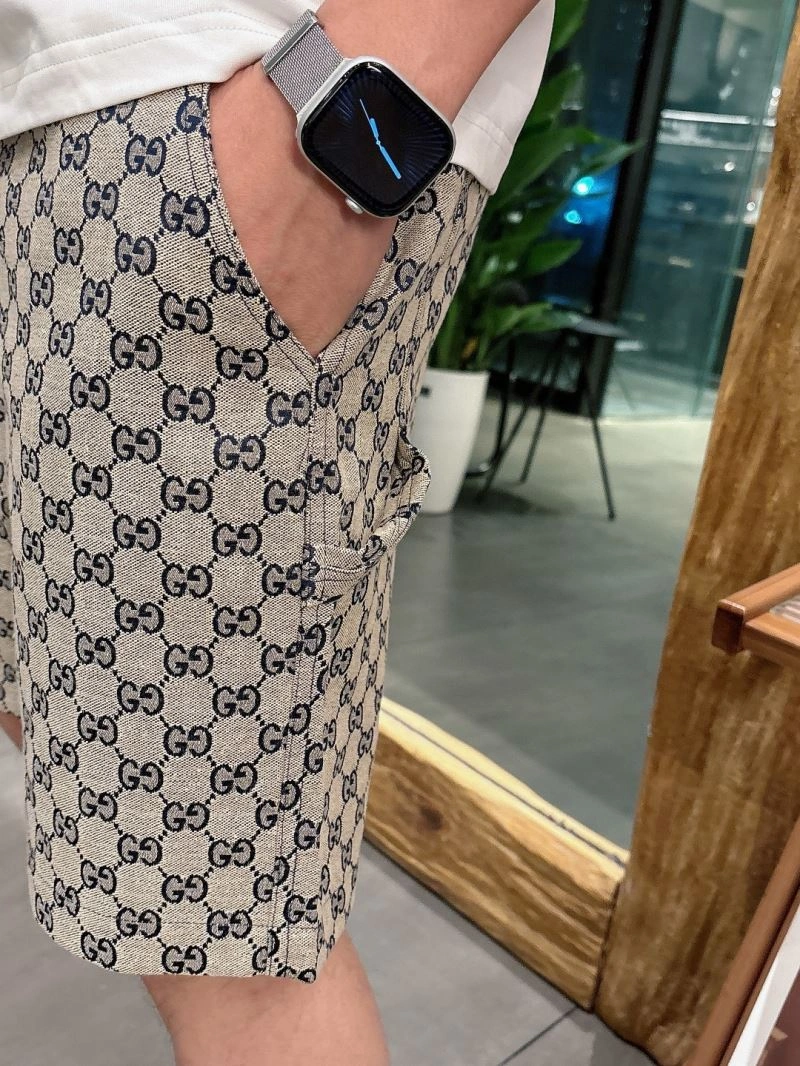 Top mirror Gucci Short Pants