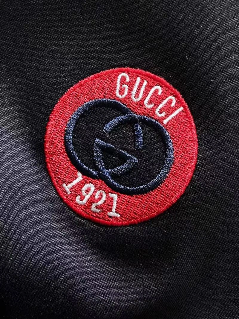 Value-priced Gucci Short Suits
