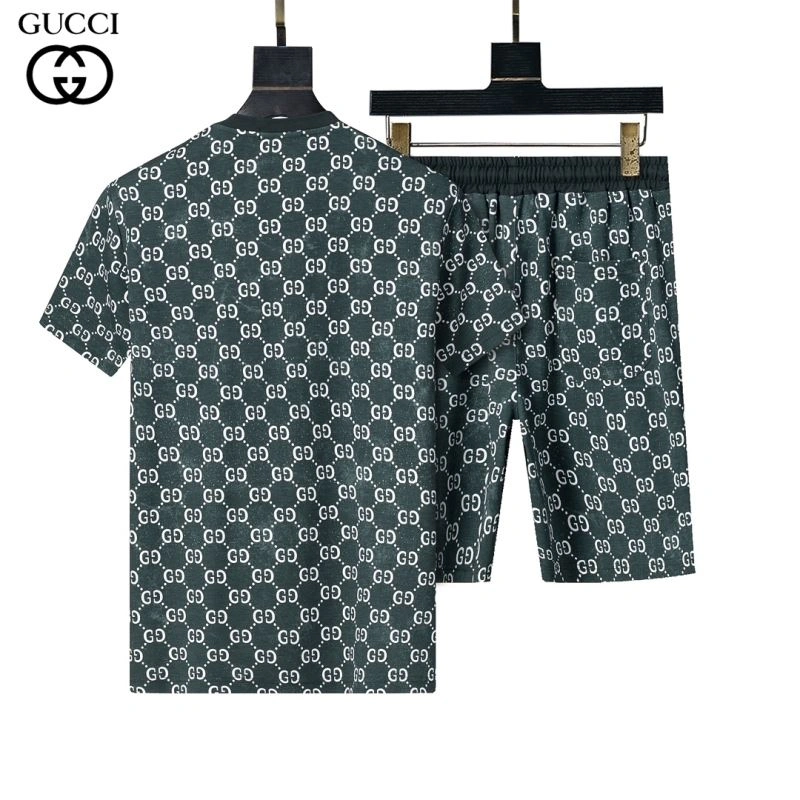 Brand-authenticated Gucci Short Suits