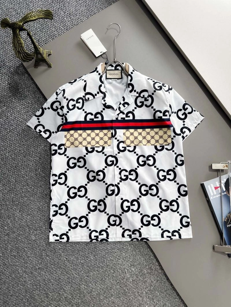 Top mirror Gucci Short Suits