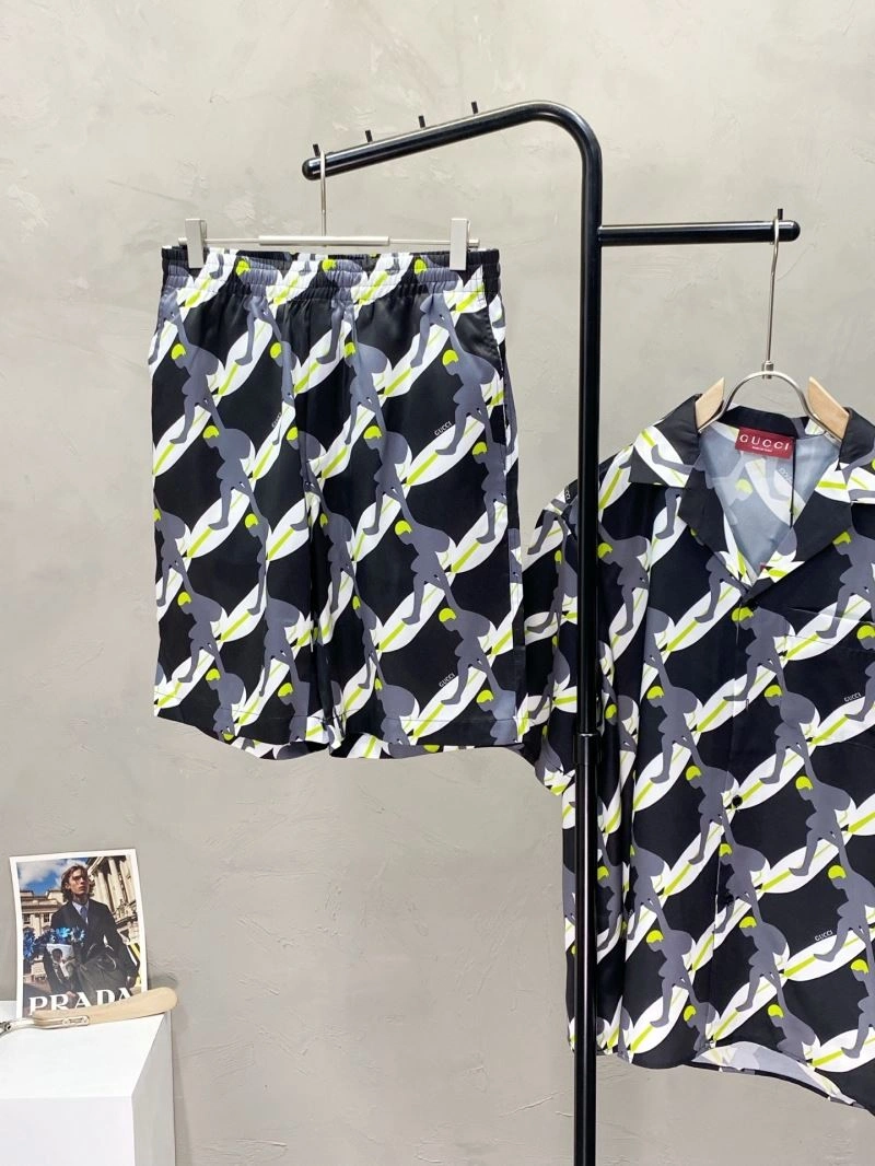 Brand-authenticated Gucci Short Suits