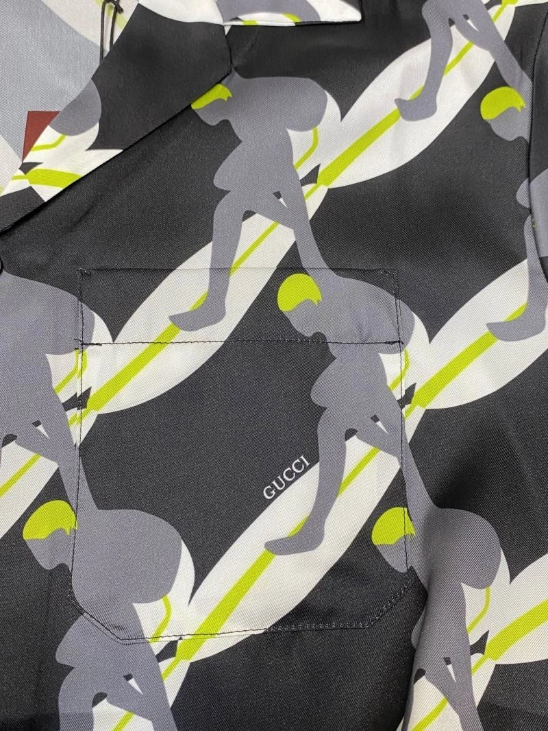 Brand-authenticated Gucci Short Suits
