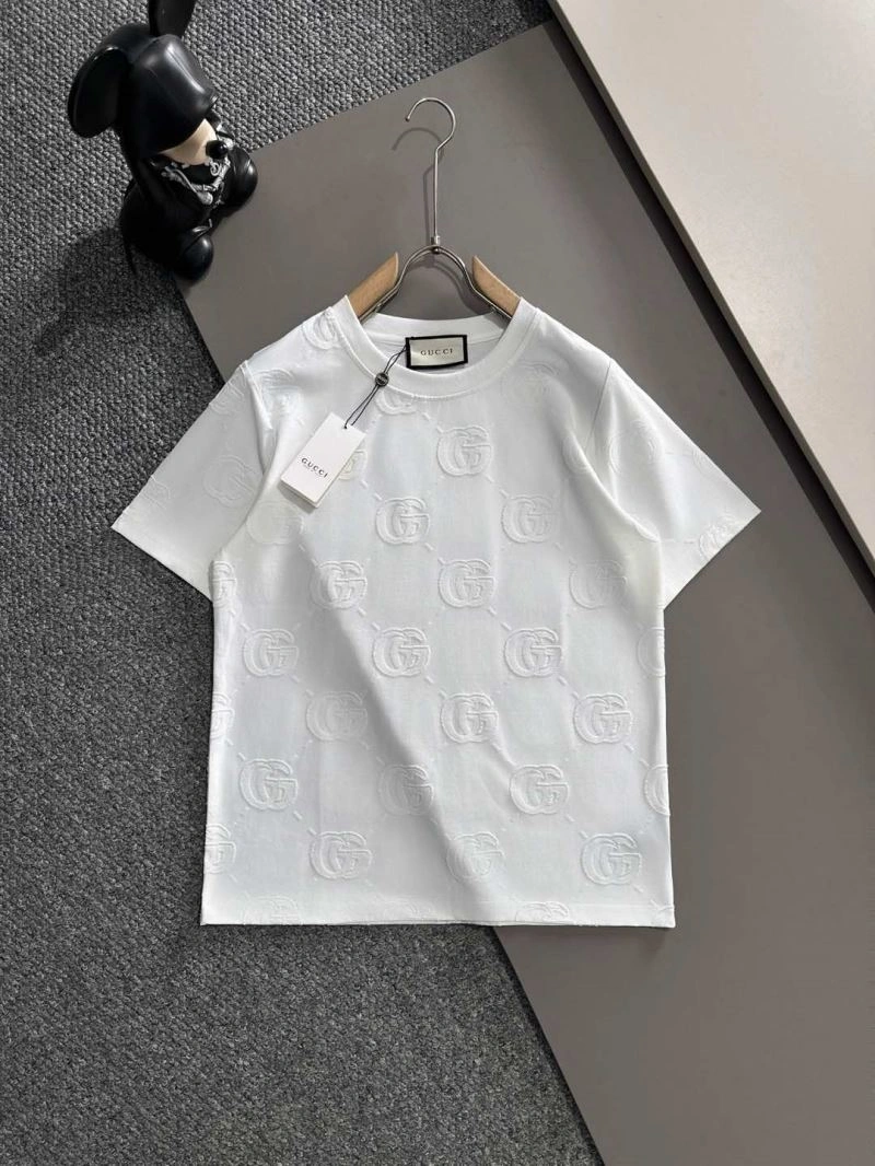 Economical Gucci Short Suits